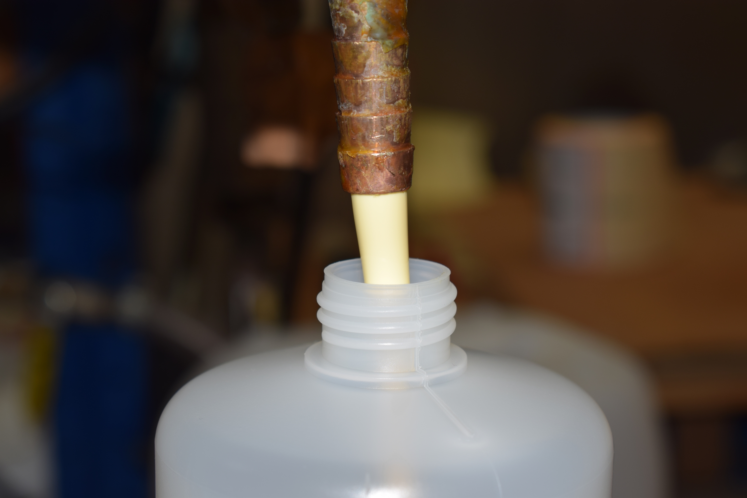 Proper handling and storage of adhesives - Redwood UK